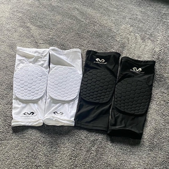 mcdavid | Other | Mcdavid Extended Leg Sleeve Bundle Black White L ...